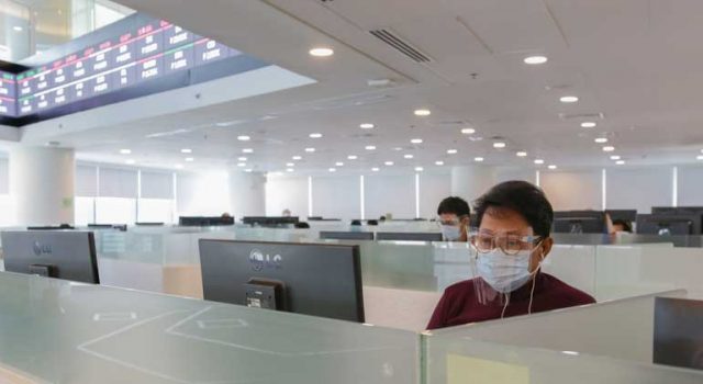 PSEi slips as gov’t keeps NCR Plus under lockdown - BusinessWorld Online