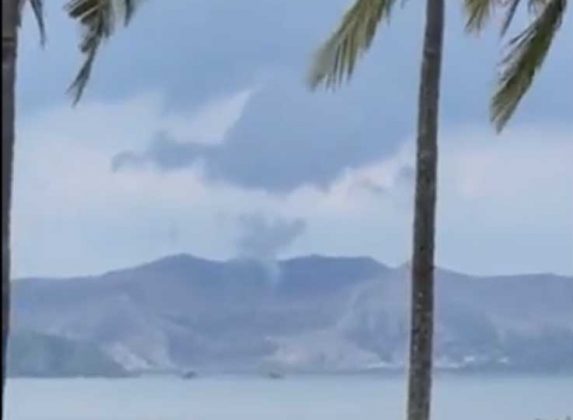 Taal Volcano releases Vog, health warnings issued - BusinessWorld Online