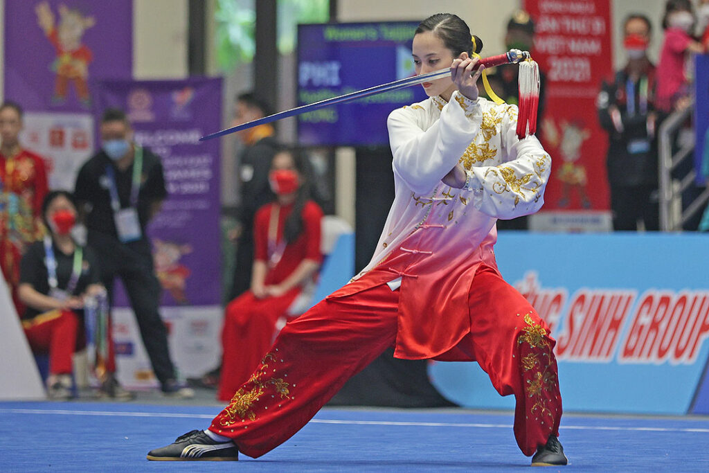 Wong delivers Philippine’s lone gold in wushu taijijian - BusinessWorld ...