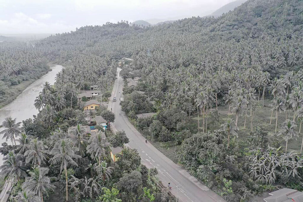 Alert level raised as Bulusan Volcano erupts - BusinessWorld Online