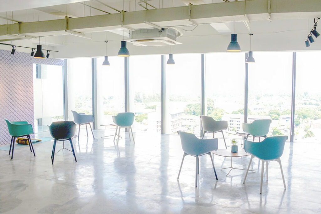 Damosa Land moves HQ to its new EDGE-certified building - BusinessWorld ...