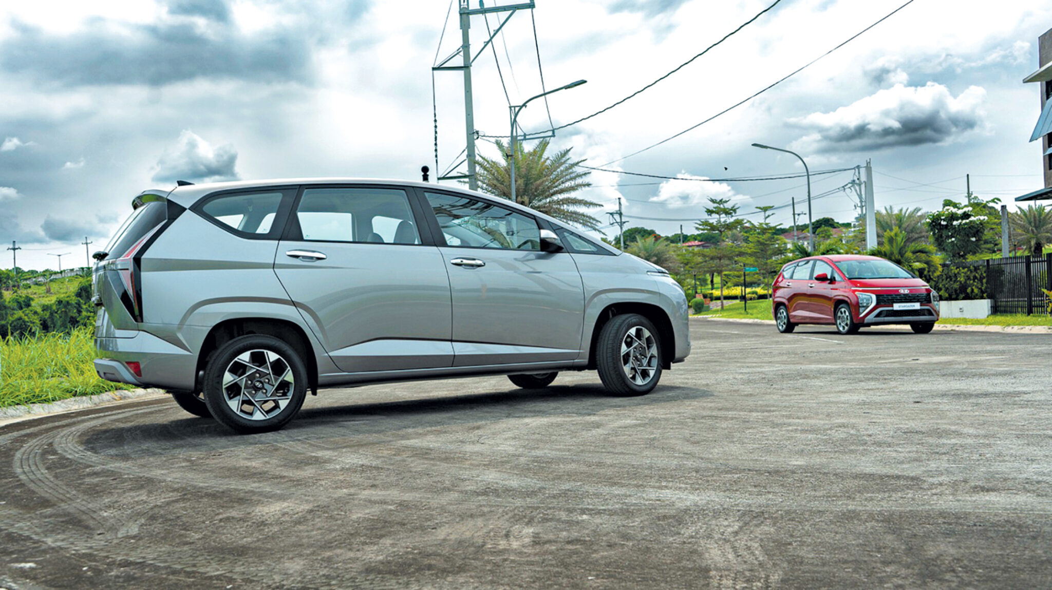 Hyundai enters compact MPV segment with Stargazer - BusinessWorld Online