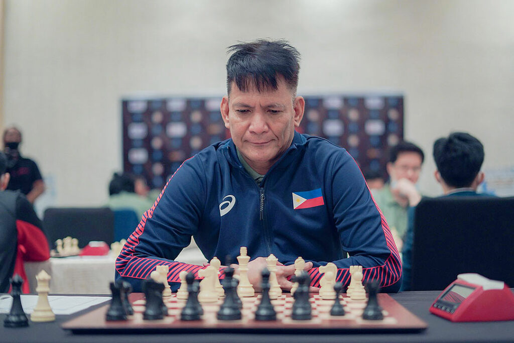 GM Joey Antonio shares the lead of FIDE Senior Chess Championship ...