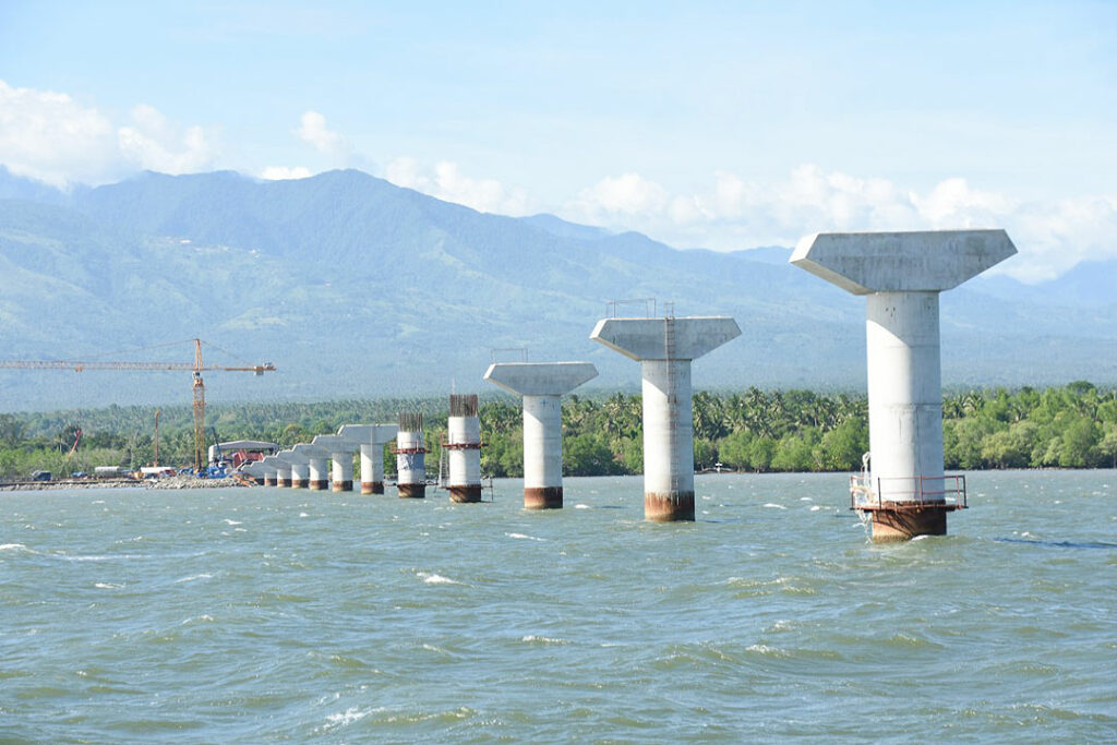 Korean-funded Panguil Bay Bridge in Northern Mindanao more than halfway ...