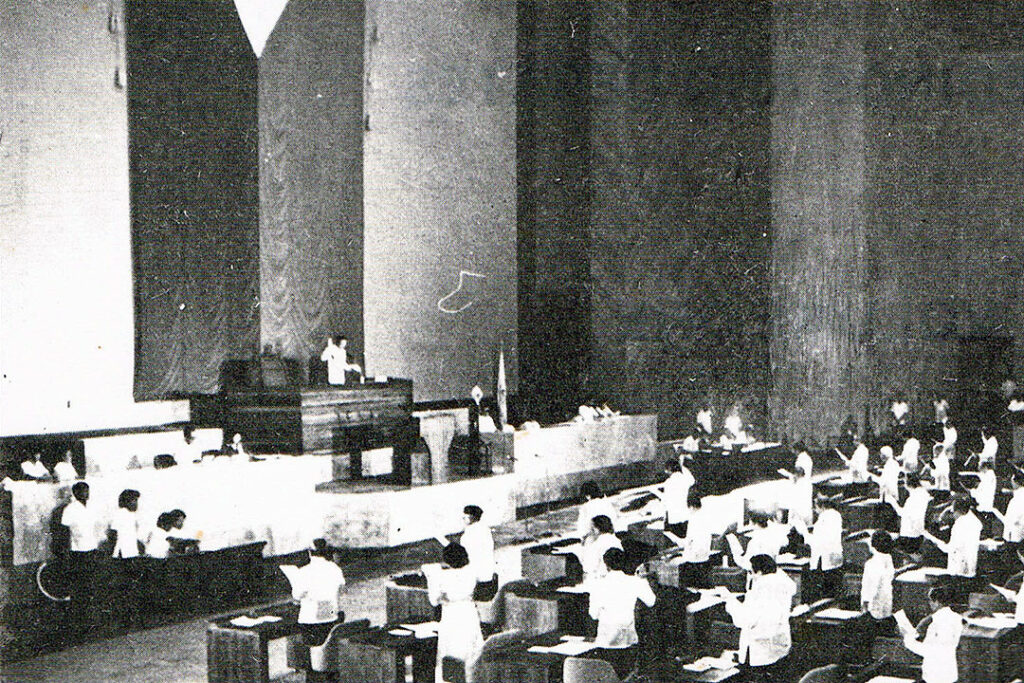 House body OK’s Charter change through con-con - BusinessWorld Online