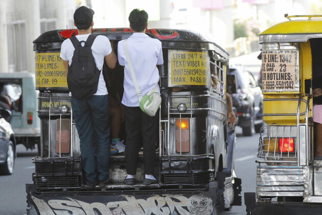 Senators back postponement of traditional jeepney, van phaseout ...