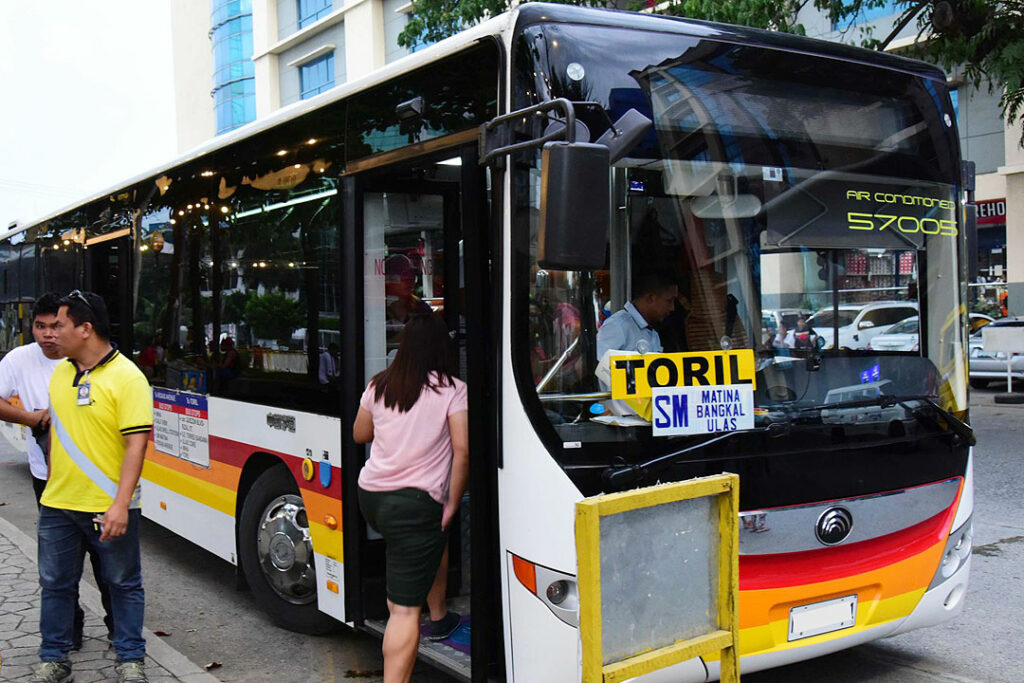 Davao transport co-ops need to consolidate for shift to bus system ...