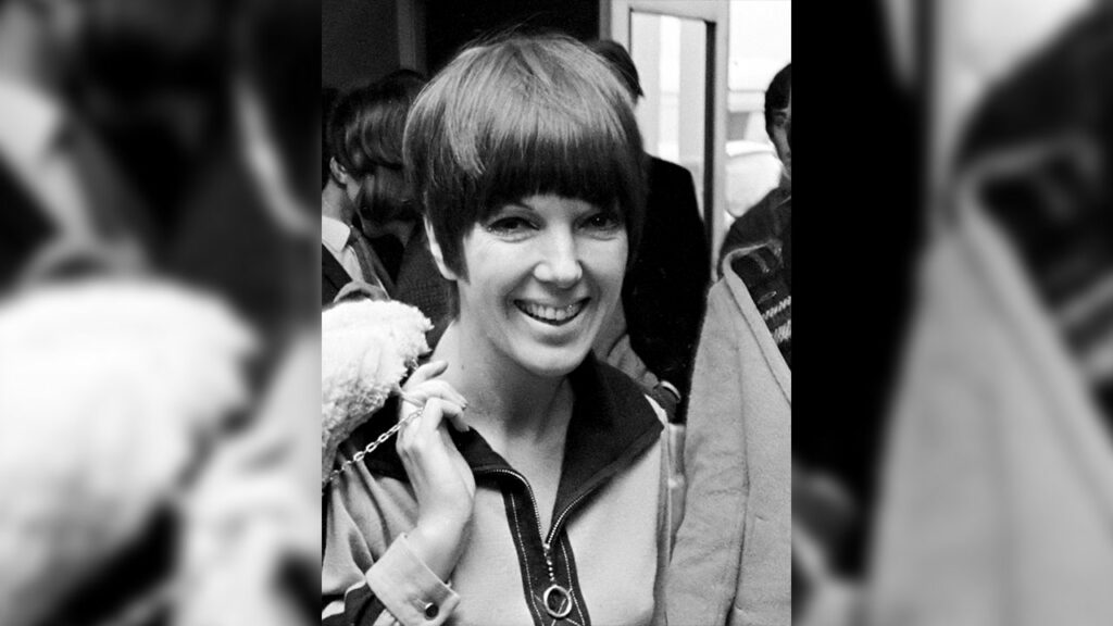 Swinging Sixties fashion designer Mary Quant dies aged 93 ...