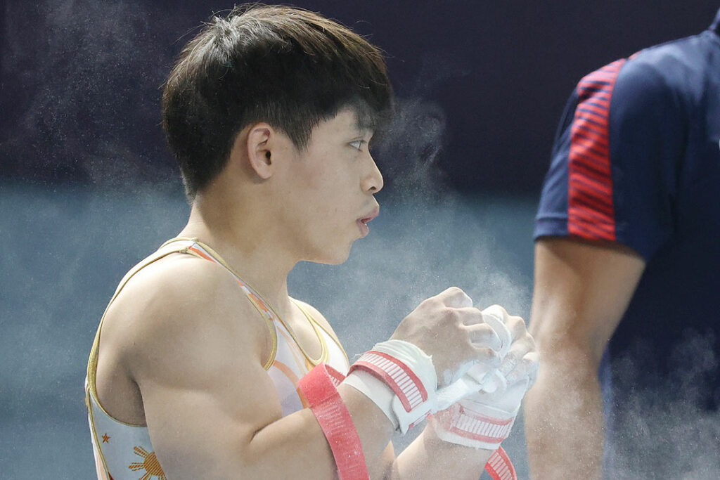 Carlos Yulo to fly back home for short respite - BusinessWorld Online