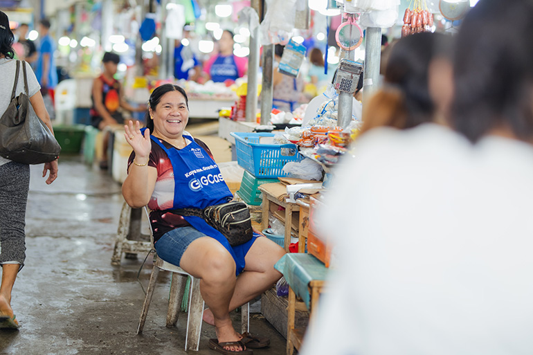 GCash waives QR transaction fees for micro-merchants - BusinessWorld Online