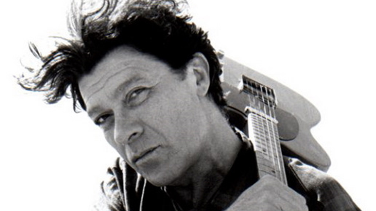 Robbie Robertson, songwriting force in rock group The Band, 80 ...