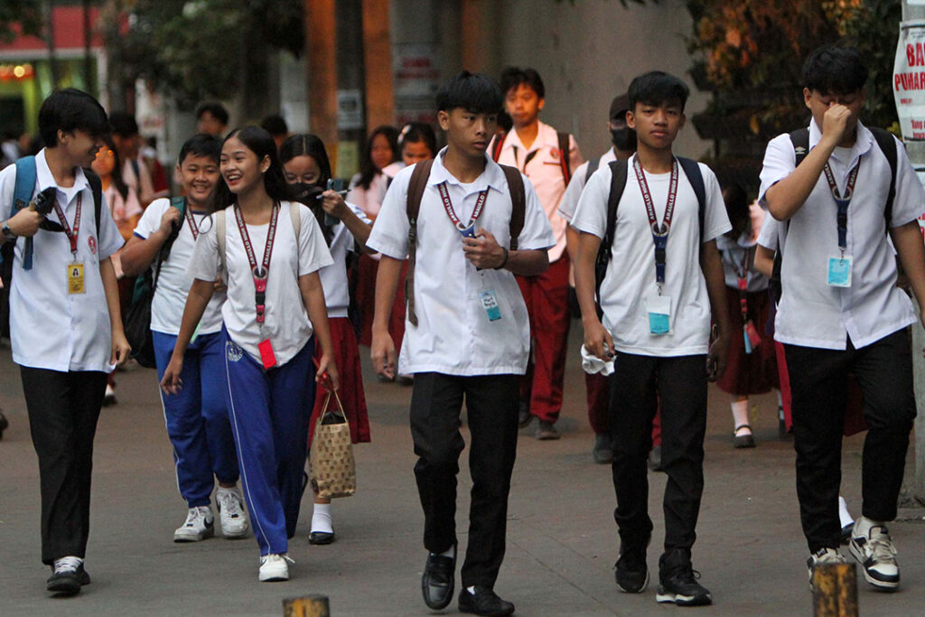 The Mandanas ruling and DepEd devolution - BusinessWorld Online