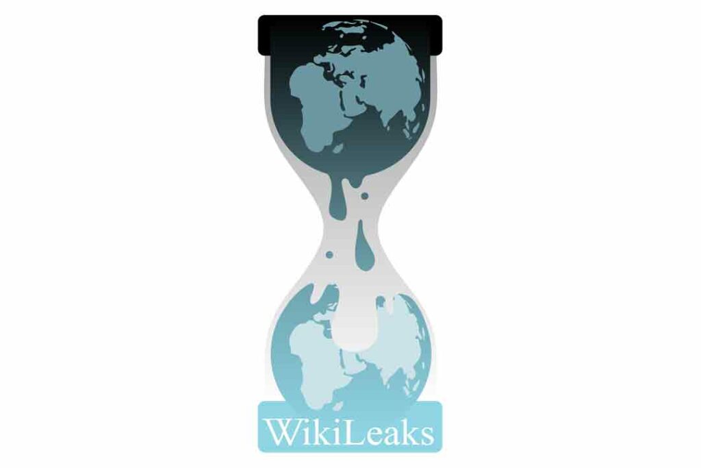 WikiLeaks' Assange in last-ditch battle to stop US extradition ...