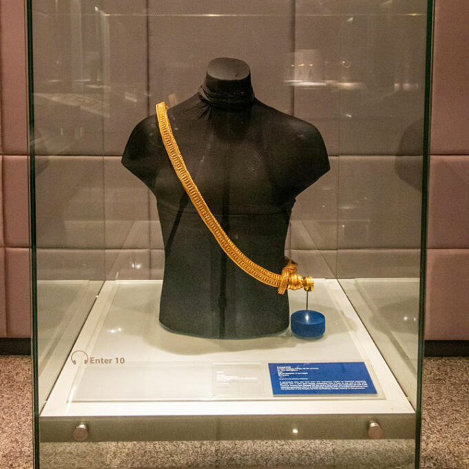 Gold treasures reunited at the Ayala Museum - BusinessWorld Online